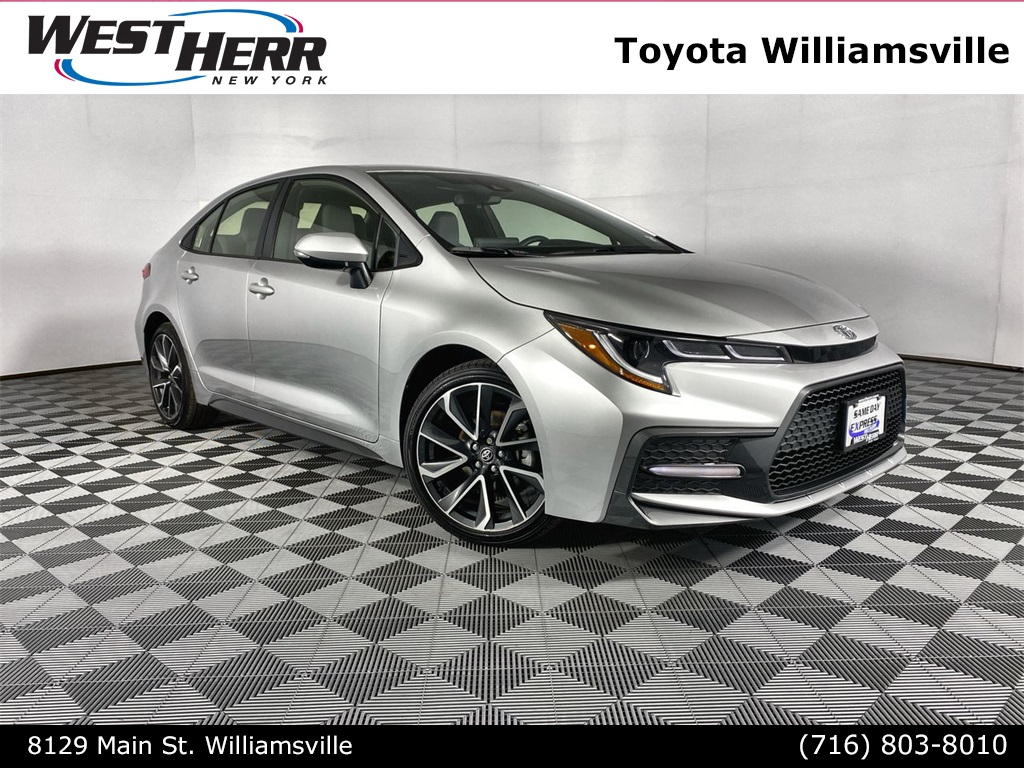 Toyota Corolla 2022 Silver